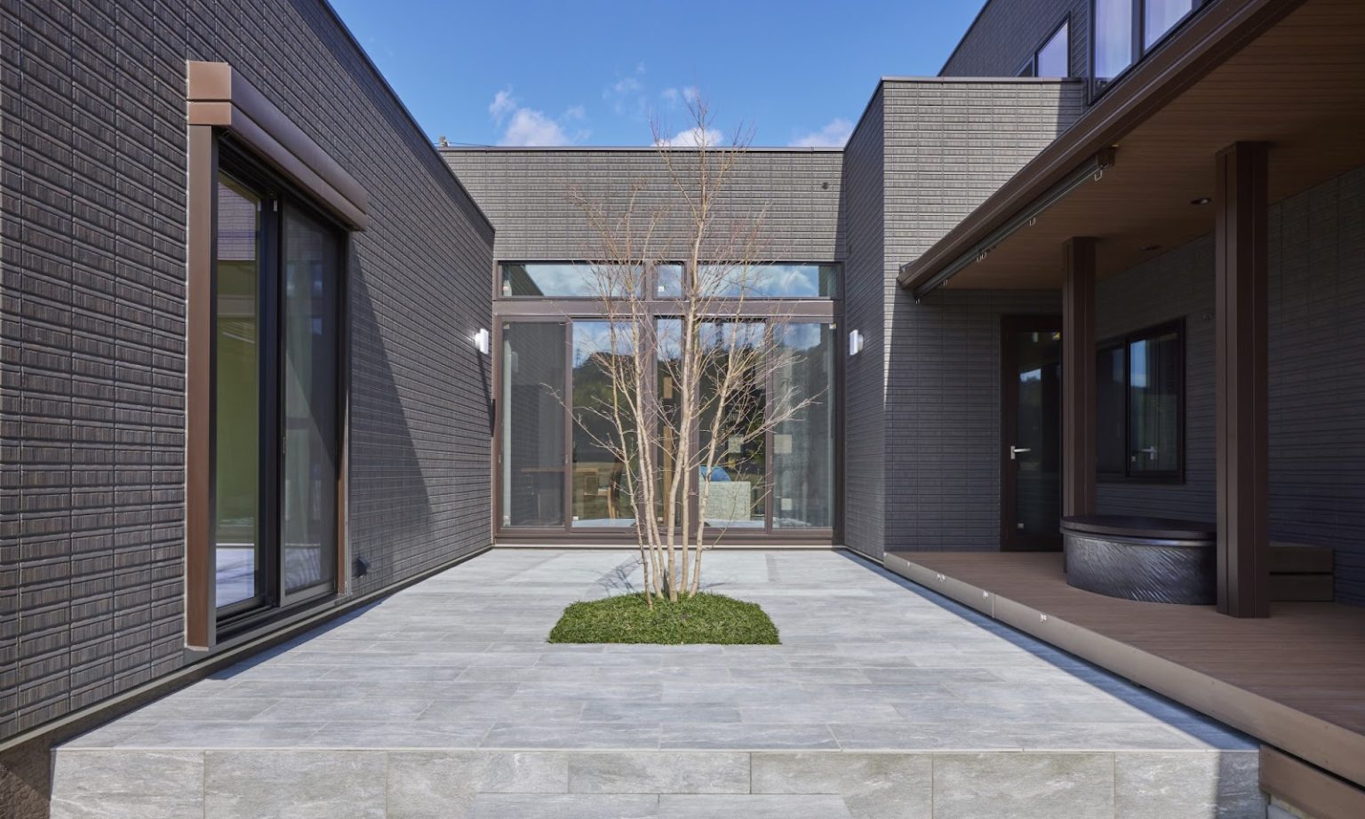 【2025】4LDKの注文住宅の相場は？坪数別・構造別の費用相場と施工事例 | まかろにお動画資料館